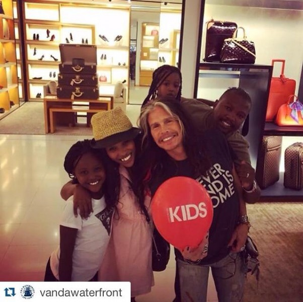 Fab Steven Tyler Fan Photo in South Africa - SA People