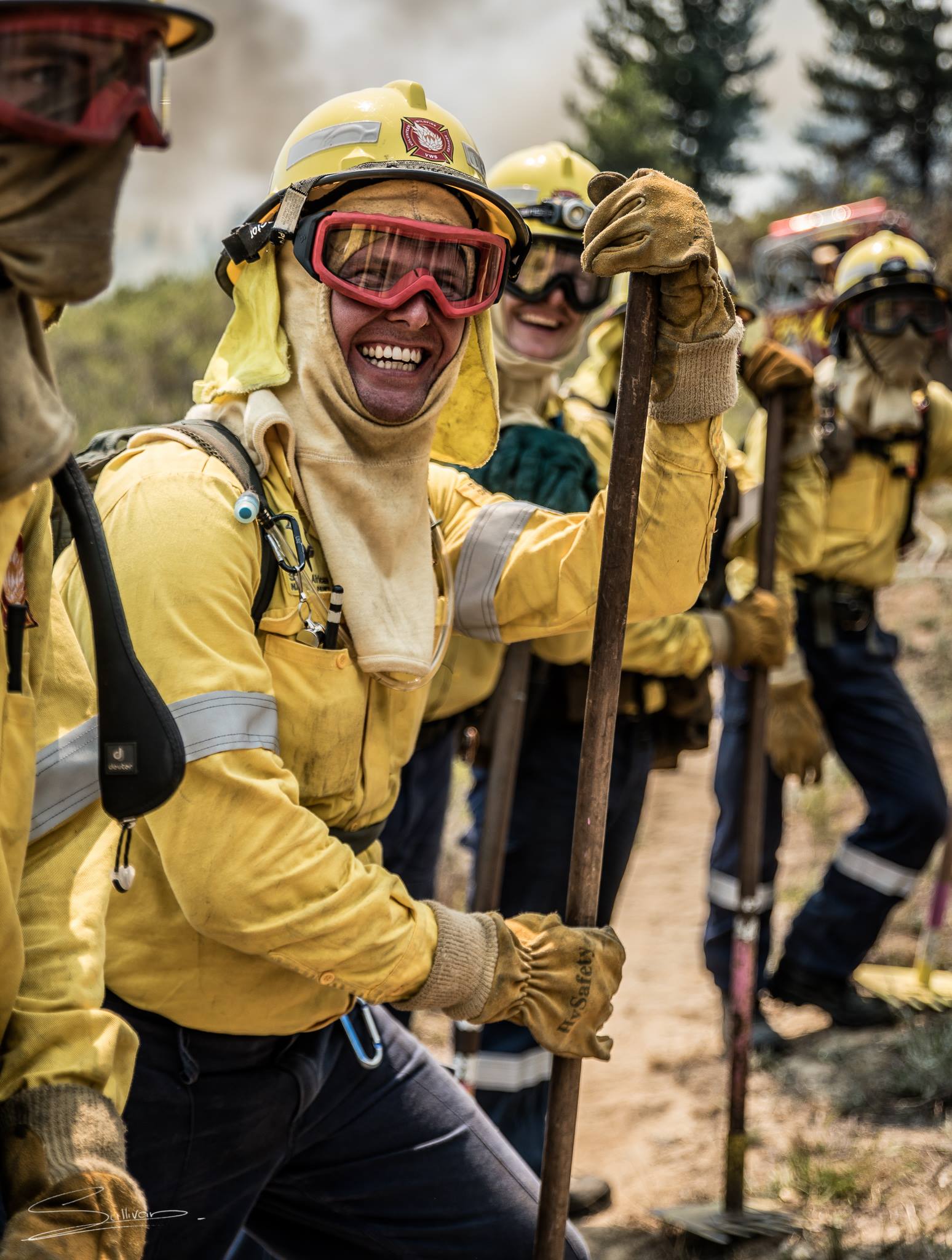 Photo Tribute to SA's Fire Fighting Heroes as Fire Season Starts Again ...