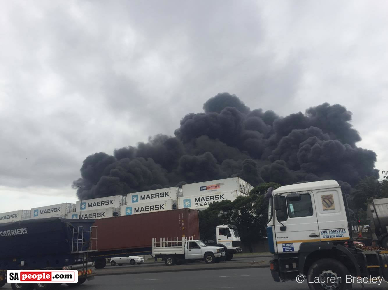 Incredible Videos & Pics as Hectic Fire Blazes in Durban - SA People