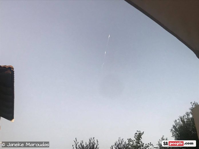 Meteor Explosion Over Cape Town - "We Thought It Was Another Flare ...