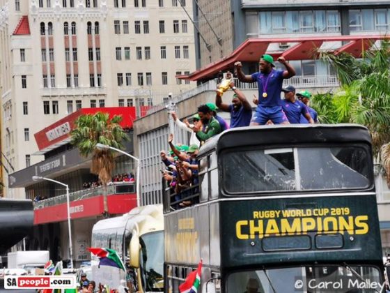 WATCH Amazing Scenes as Fans Sing SHOSHOLOZA at Springboks Trophy Tour ...