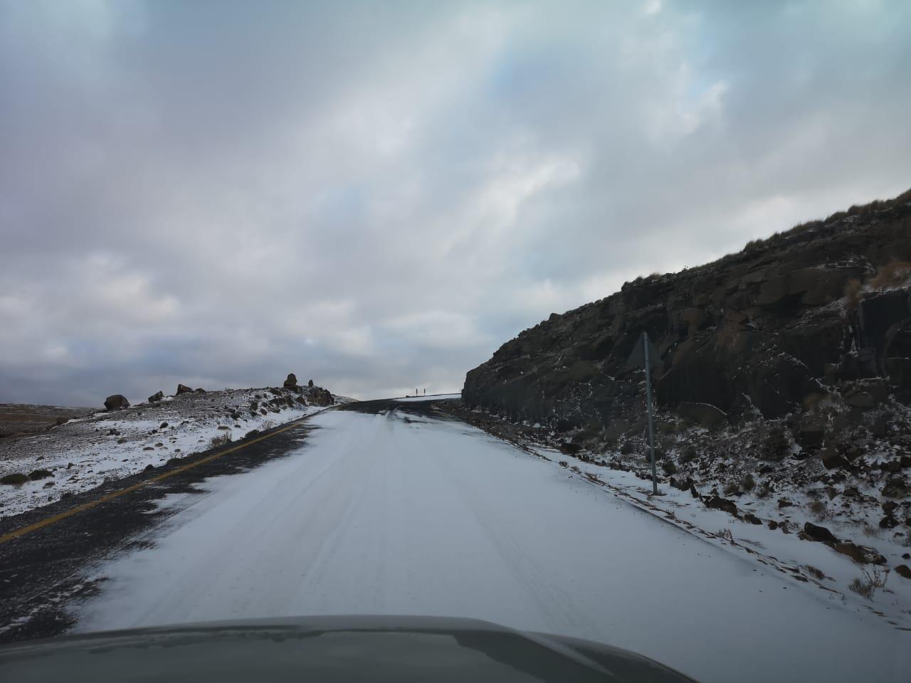 WATCH Winter Wonderland as 'Disruptive' Snow Falls Over Southern Africa ...