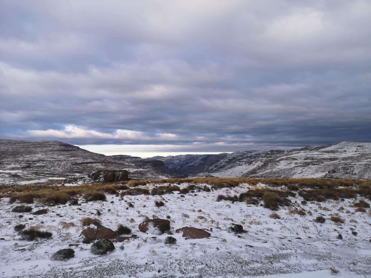 WATCH Winter Wonderland as 'Disruptive' Snow Falls Over Southern Africa ...