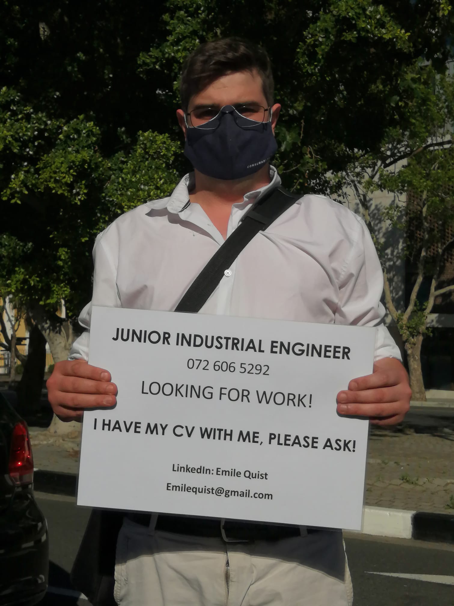 Aspiring Engineer Blown Away by Thousands Sharing His Job Search Photo ...