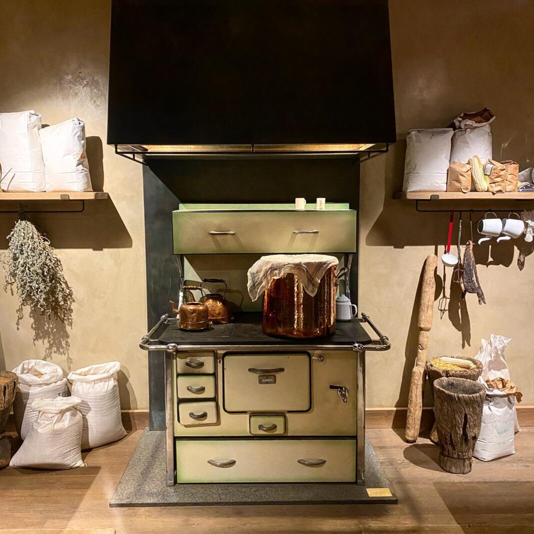 SA's 1st Michelin Star Chef Opens Restaurant Klein JAN in the Kalahari ...