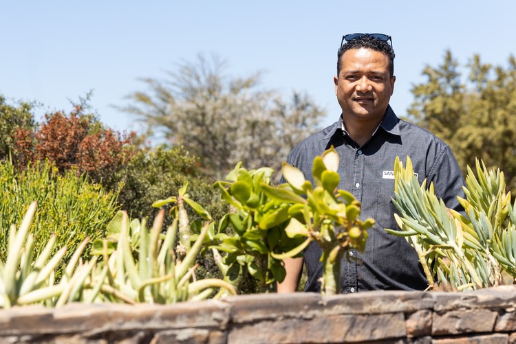 Braille Trail Launched in Karoo Desert National Botanical Garden ...