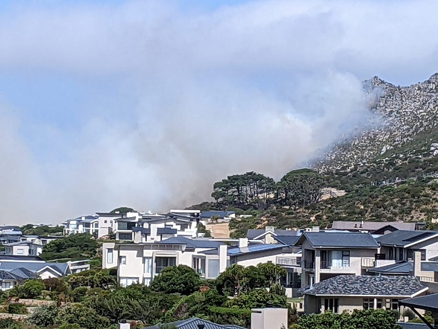 Firefighters' Rapid Response to Fire Along Boyes Drive in Western Cape ...