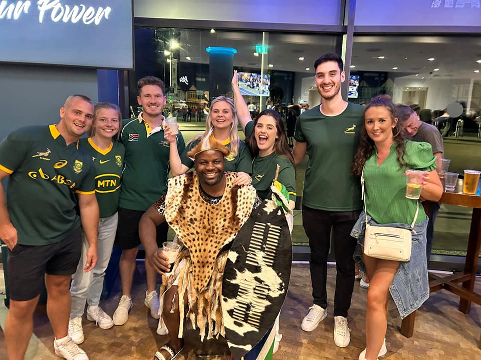 Proud Saffas bring Springbok fever to Twickenham: PHOTOS - SA People