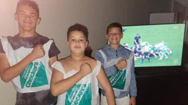 Springbok rugby kit JOKES as Bok fans worldwide unite against the blue ...