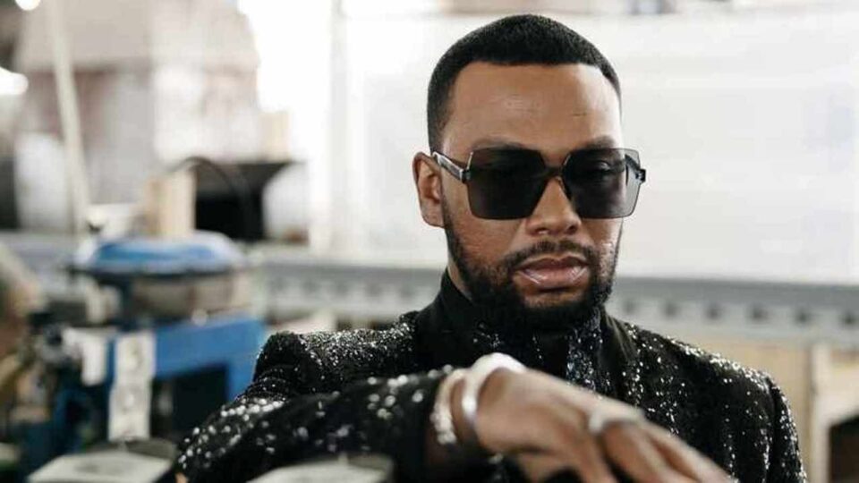 Fashion Designer David Tlale Celebrates 20 Years with a Spectacular ...