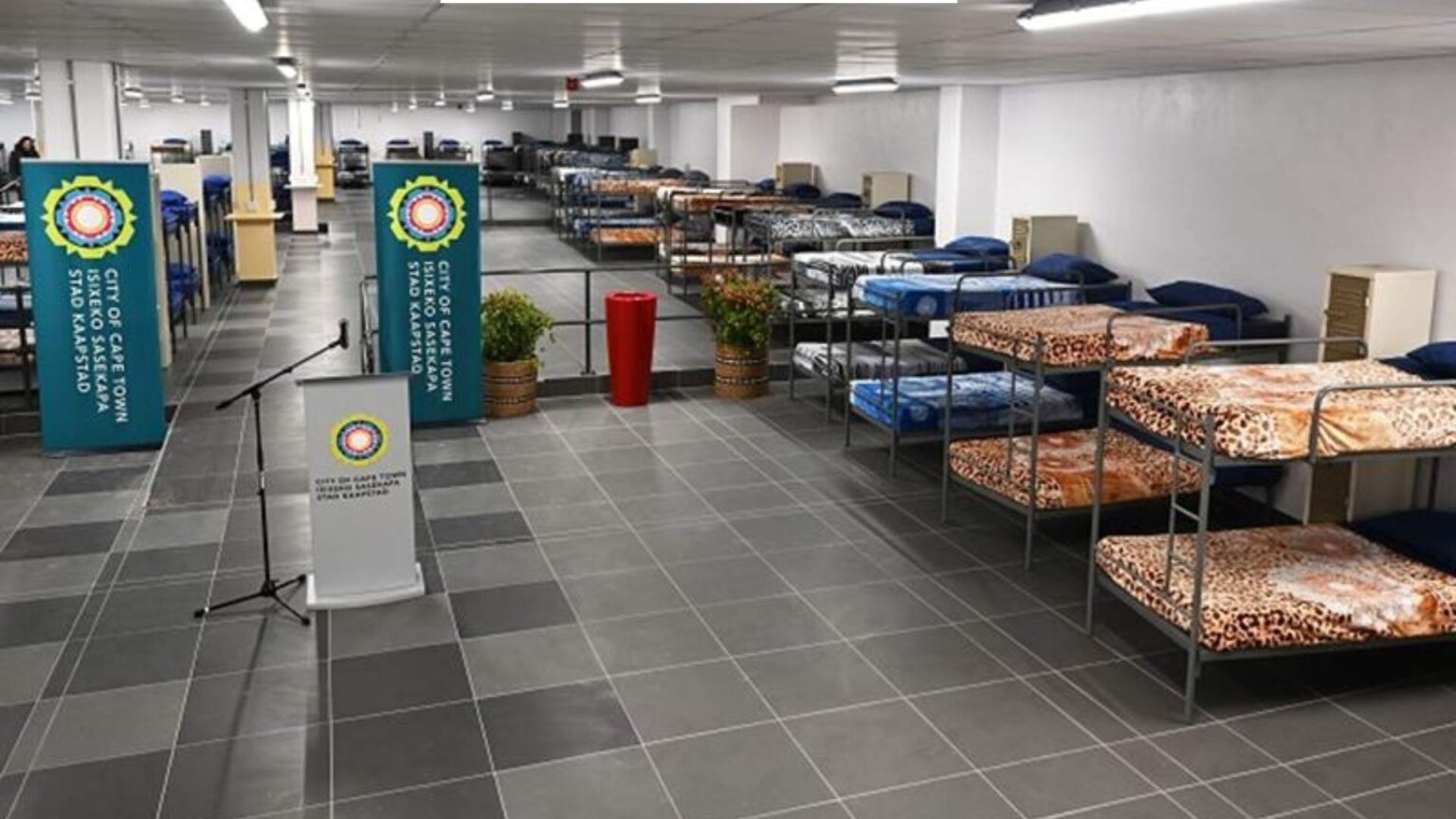Cape Town opens new Safe Space shelter for the homeless - SA People