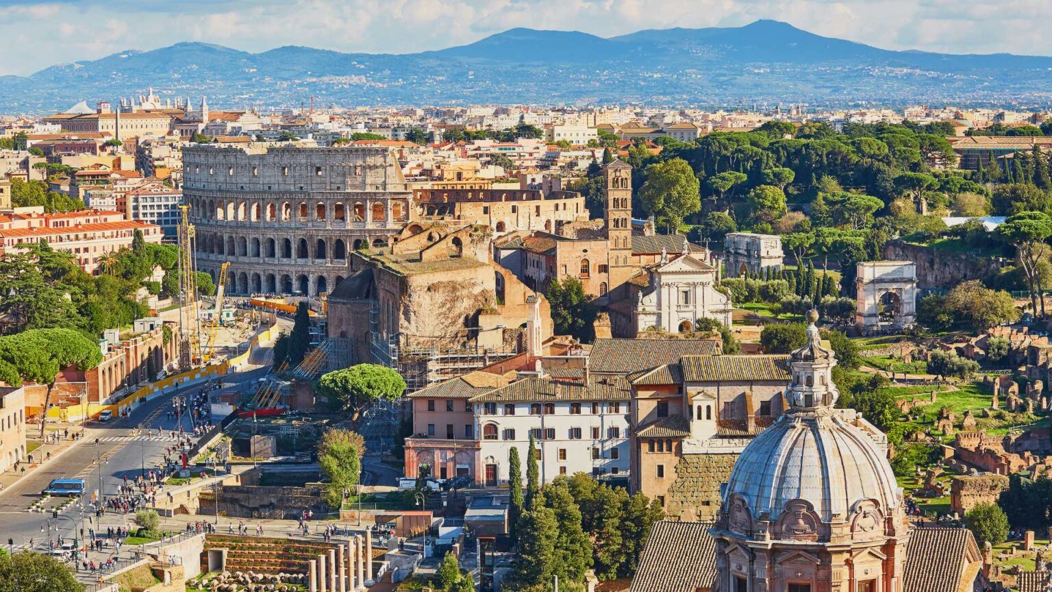 10 of the world's most crowded tourist destinations - SA People