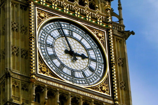 When do the clocks go back in the UK? - SA People